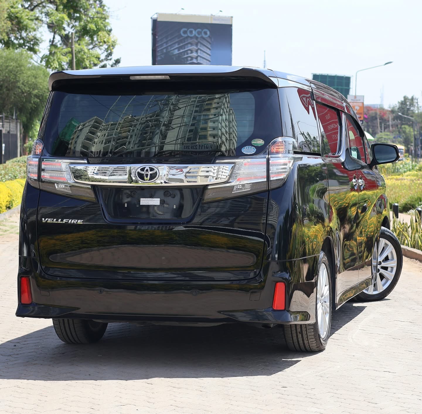 Toyota Velfire 2017 Sunroof - FNL CAR MARKET