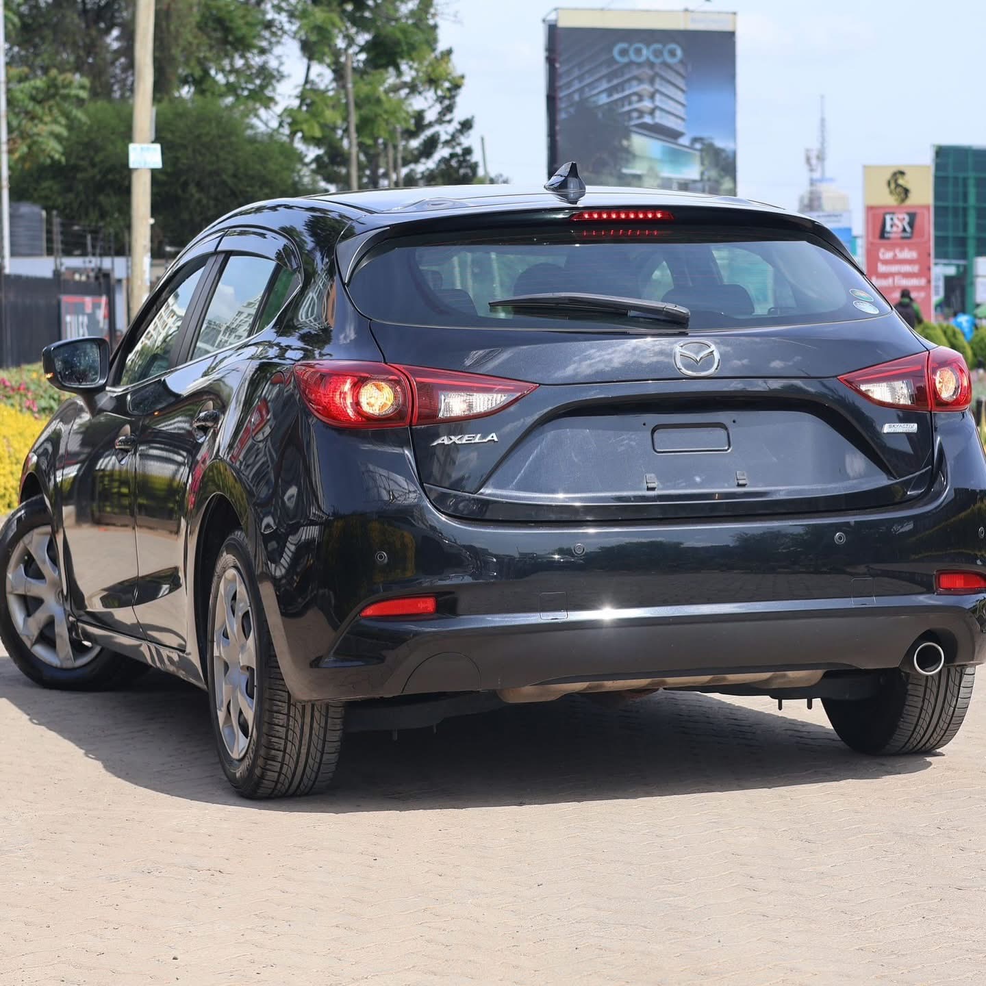 Mazda Axela 2017 - FNL CAR MARKET
